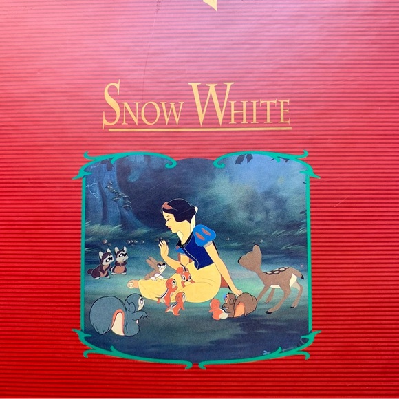 Disney | Holiday | Disney Snow White Storybook Collectible Limited ...